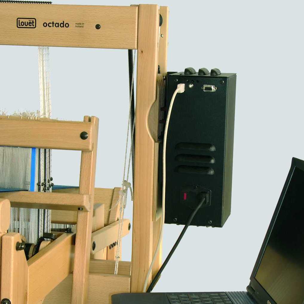 Louet Octado Computer Dobby 8 Shaft Loom | Thread Collective